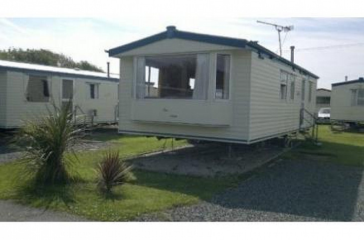 Atlas Everglade 6-Berth Static Caravan Hire Helston - From £14/Night