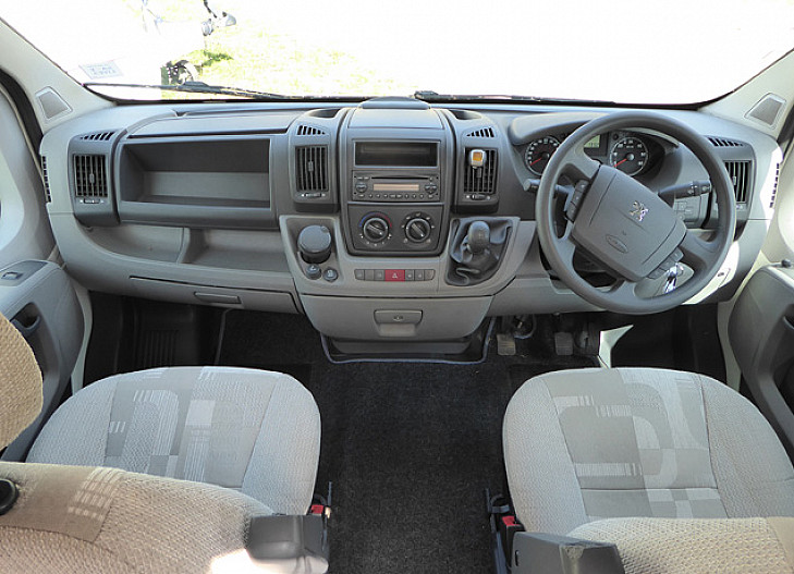 Motorhome hire Great Lumley - Peugeot Compass Avantgarde 115