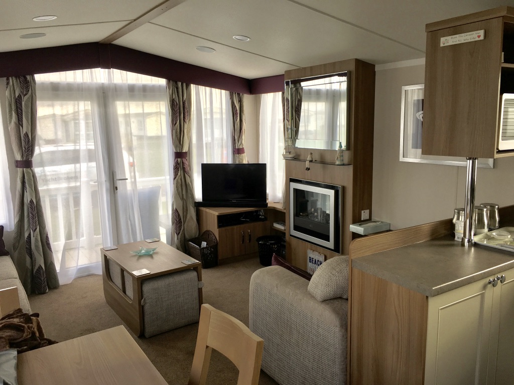 Swift Bordeaux 6-Berth Static Caravan Hire Potter Heigham - From £0/Night