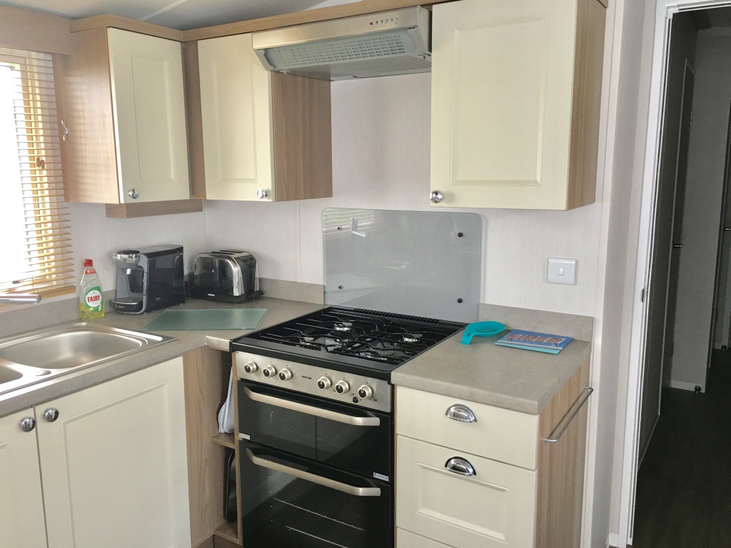 Swift Bordeaux 6-Berth Static Caravan Hire Potter Heigham - From £0/Night