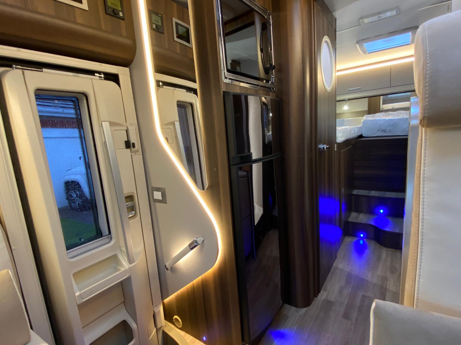 Motorhome hire Stockton On Tees - Fiat Rimor Superbrig Suite 695 TC