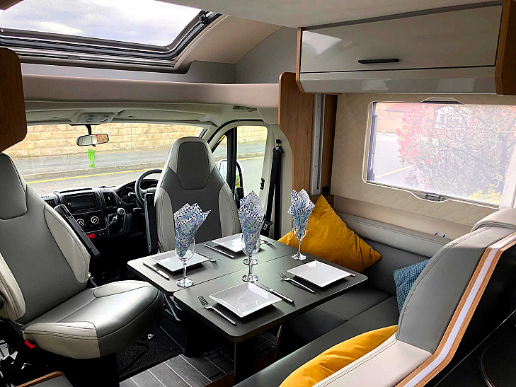 Motorhome hire Worksop - Roller Team T-Line 743