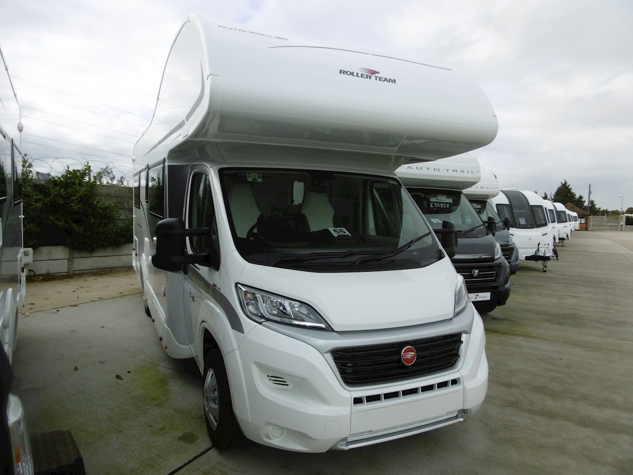 Roller Team, 6-Berth Motorhome Hire Maidenhead - From £95/Night