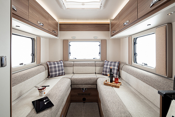 Swift Compact 4-Berth Motorhome Hire Tiffield - From £95/Night