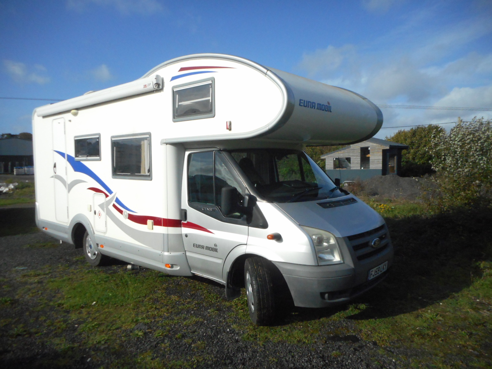 Euro Mobil 4-Berth Motorhome Hire romsey - From £90/Night