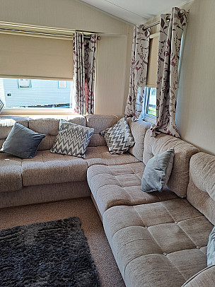 Season Willerby 8-Berth Static Caravan Hire Ayr - From £60/Night